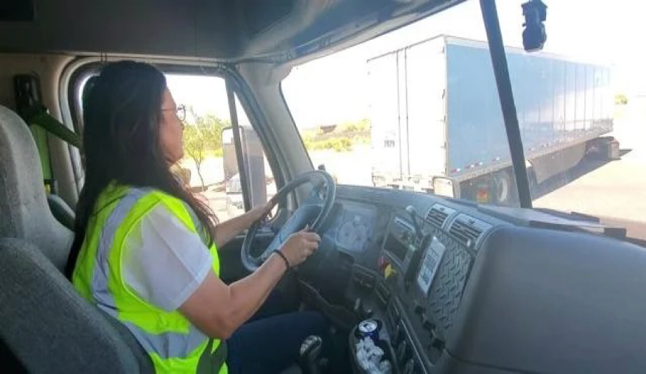 10 Truck Driving Safety Tips Every Professional Driver Should Follow